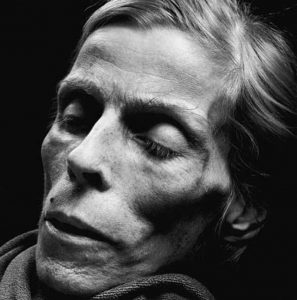 These moving portraits capture people before and directly following death
