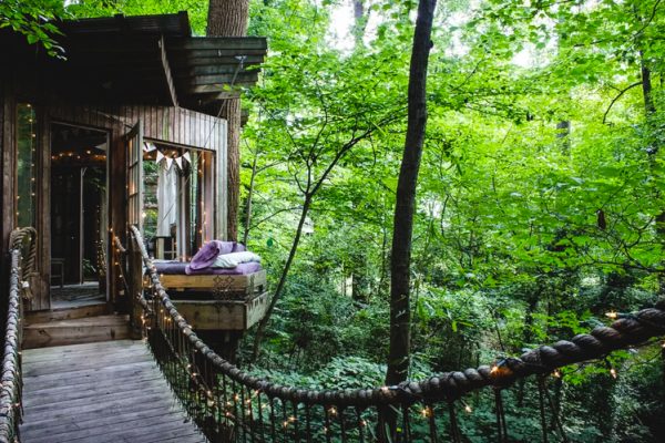 7 incredibly unique Airbnb rentals that will make you want to pack your ...