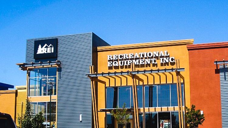 REI is closing for Black Friday – and paying its 12,000 employees to go ...
