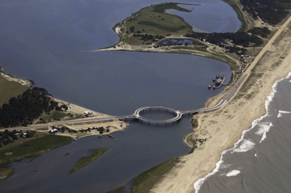 How a perfectly circular bridge in Uruguay makes a point