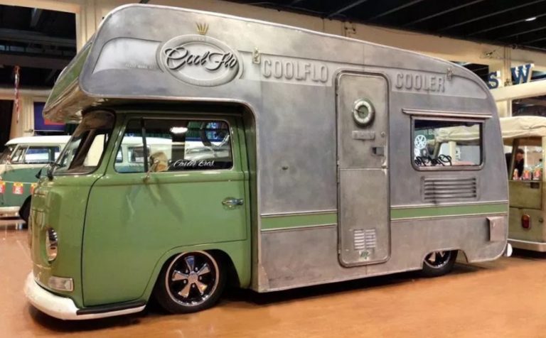 10 iconic hippie vans (photos)